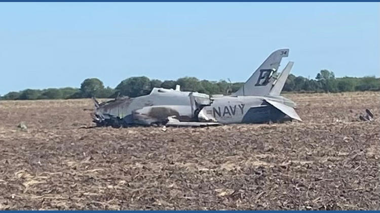 Navy training jet crashes near NAS Kingsville; pilot reported OK after ejecting