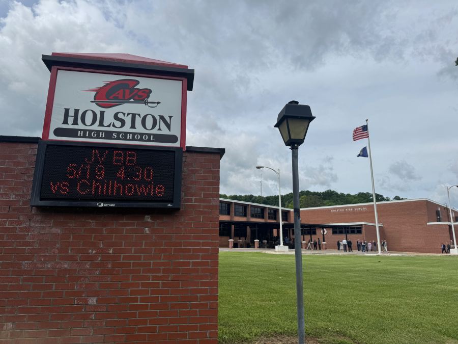 Sheriff’s office takes firearm from Holston High School parking lot
