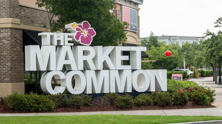 Myrtle Beach's Hidden Haven Is A Laid-Back South Carolina Community ...