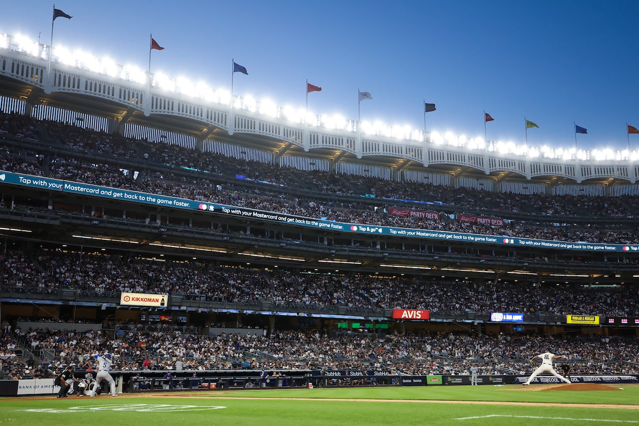 Yankees bar tickets sales for Canadians in potential Blue Jays faceoff