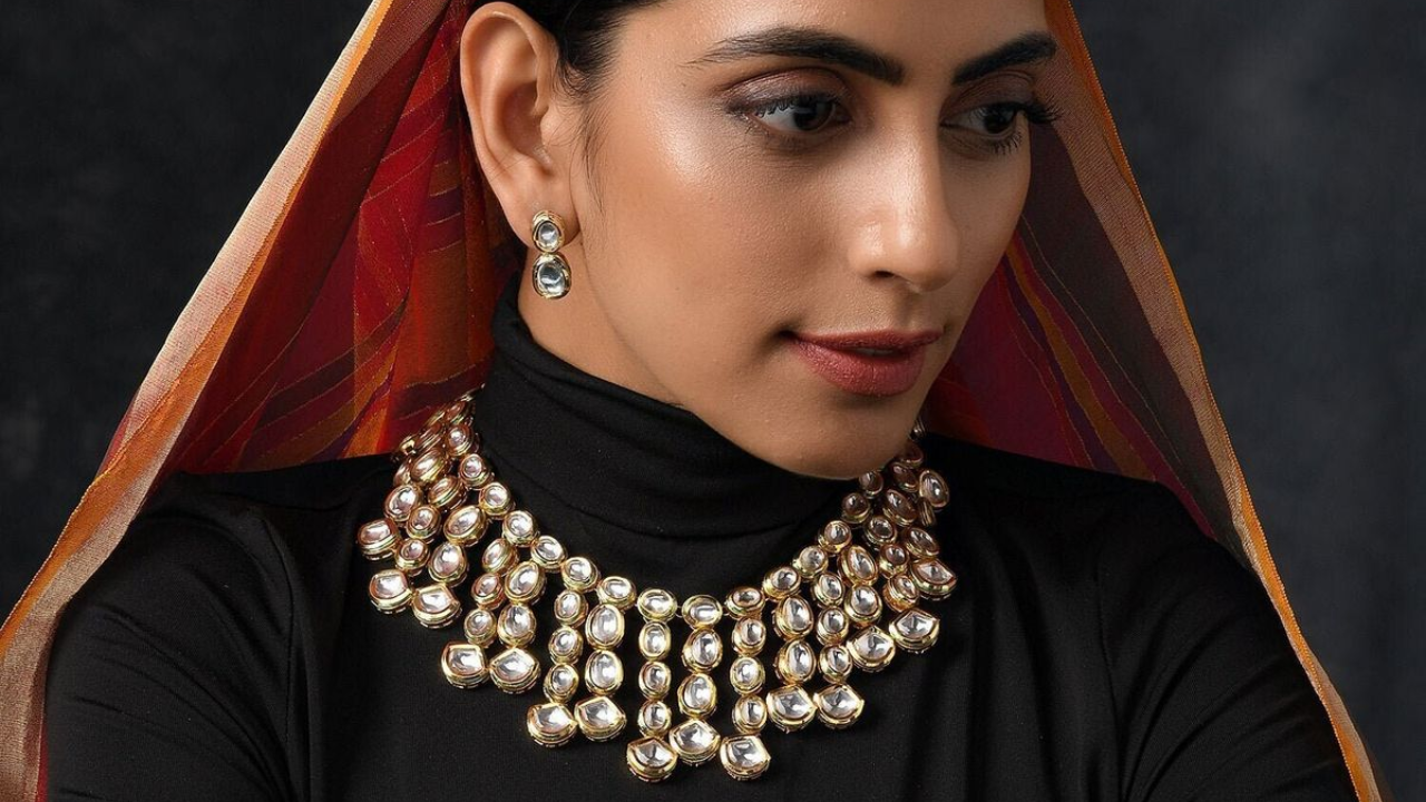 How to identify real vs fake Kundan jewellery?