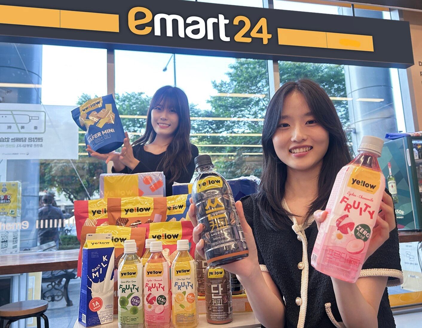 Emart24 Unveils 'Ye!low' Brand with 13 Products