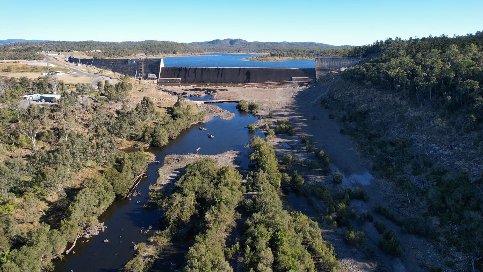 Sunwater chair calls on Queensland government to dump troubled dam rebuild