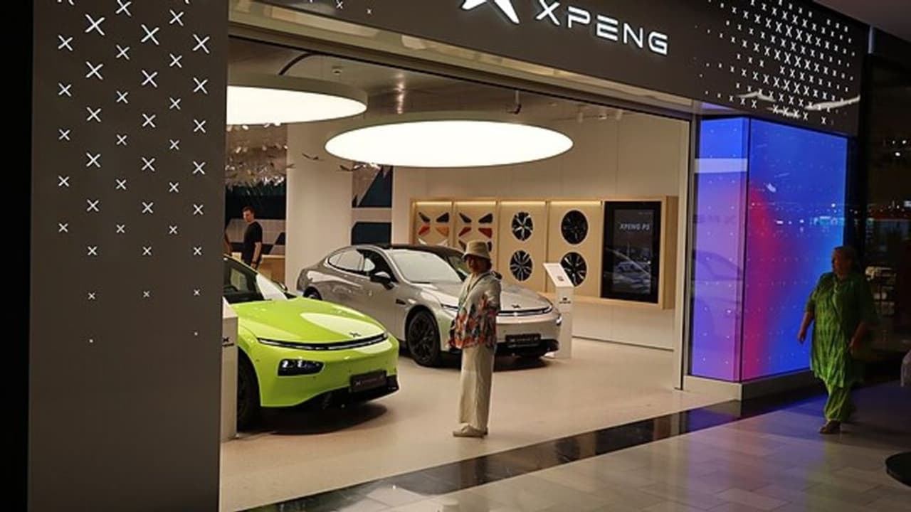 Xpeng Retail Traders See It As 2025’s Big Winner As EV Maker Smashes ...