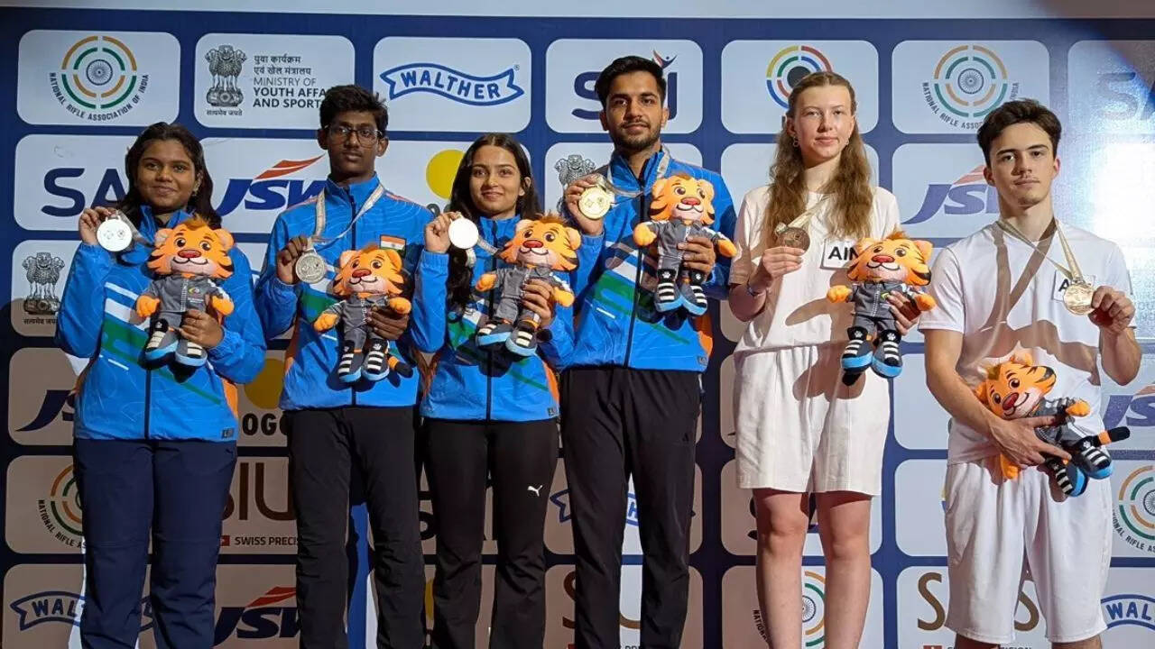 ISSF Junior World Cup: Isha Taksale, Himanshu clinch 10m rifle gold