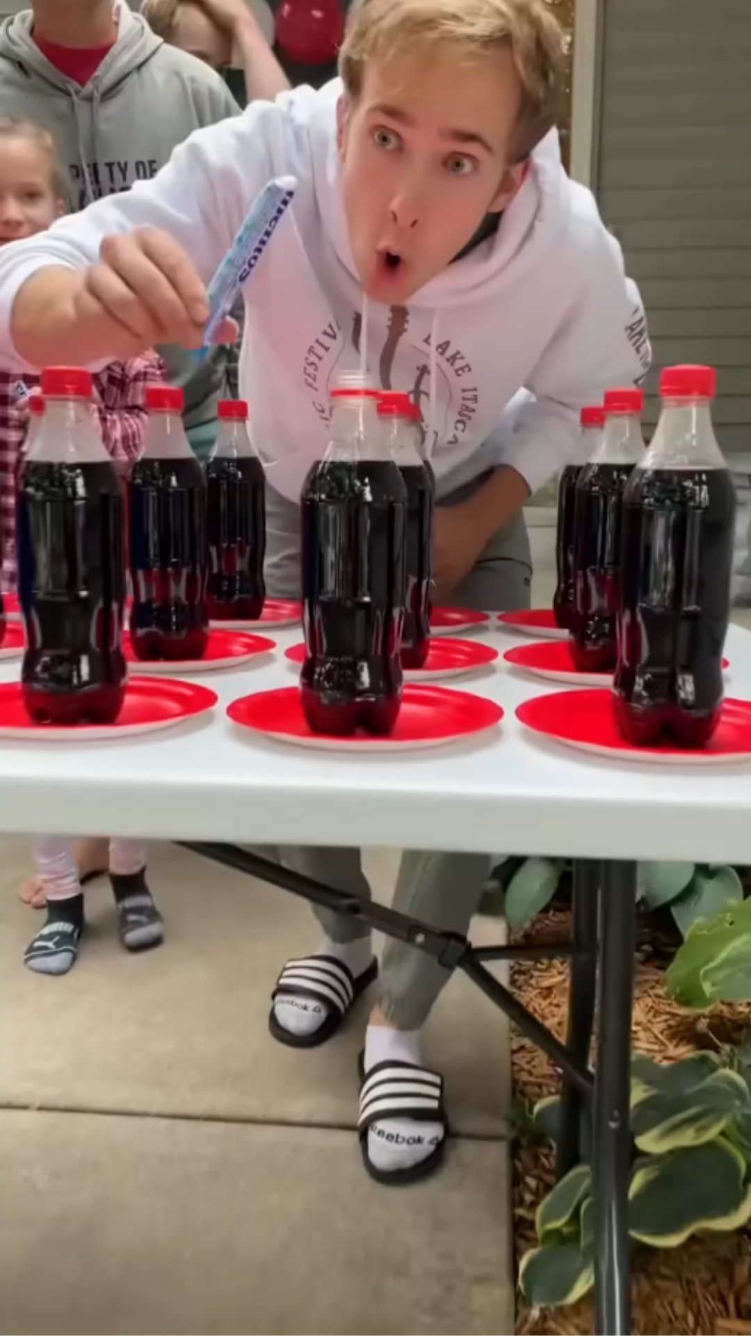 Coke & Mentos Punishment Roulette – Hilarious Family Party Game