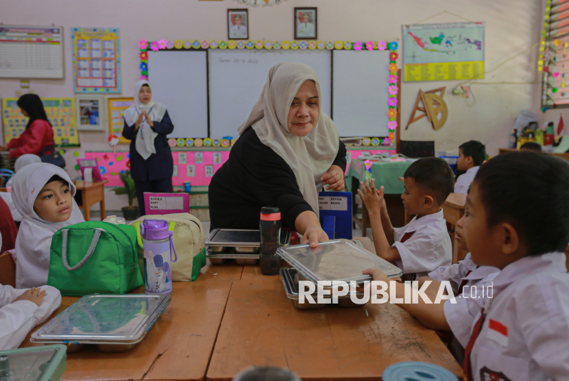 BGN Luncurkan SAGI 127, Kanal Pengaduan MBG yang Beroperasi 24 Jam