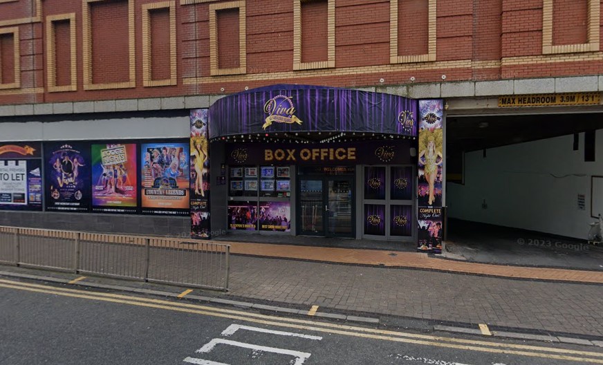 Food hygiene fails and passes as 12 pubs, restaurants and takeaways in ...