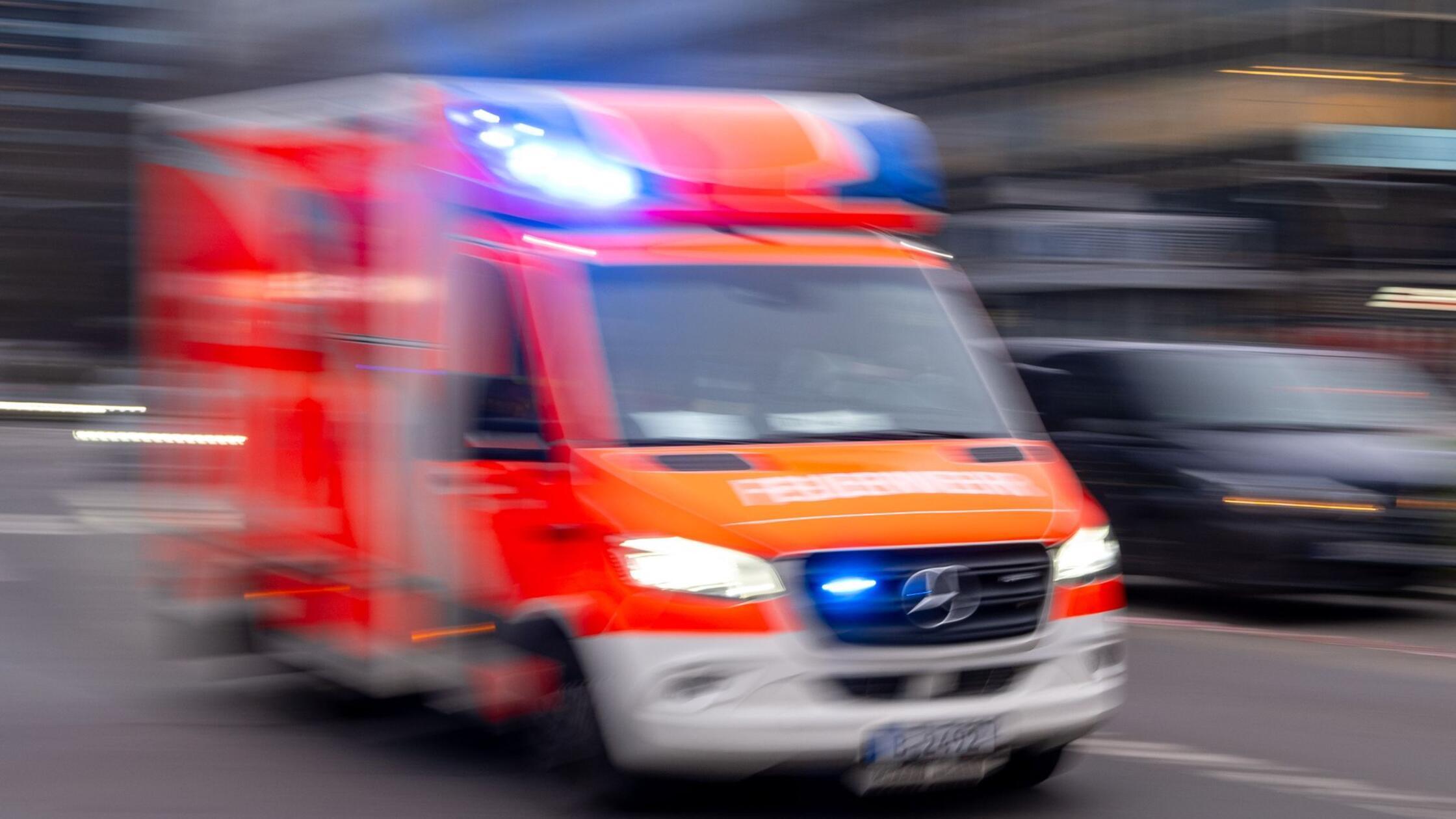 Brand in München - Großeinsatz von Polizei und Feuerwehr