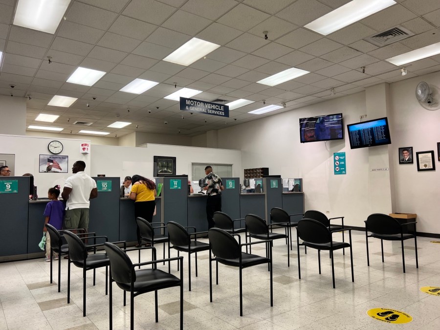Honolulu, Kauaʻi DMVs appointments, schedule changes