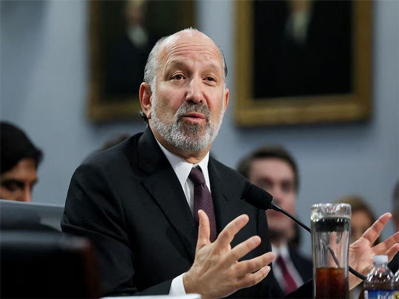 Need to block ‘inexpensive’ tech consultants: Lutnick hints at more H ...