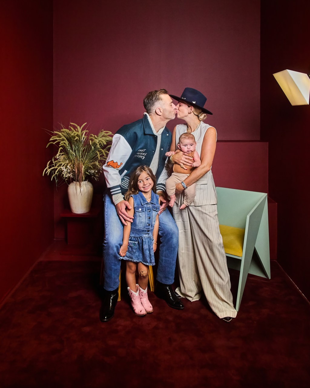 Áwet New York Partners With the Self-Portrait Project to Launch ‘The ...