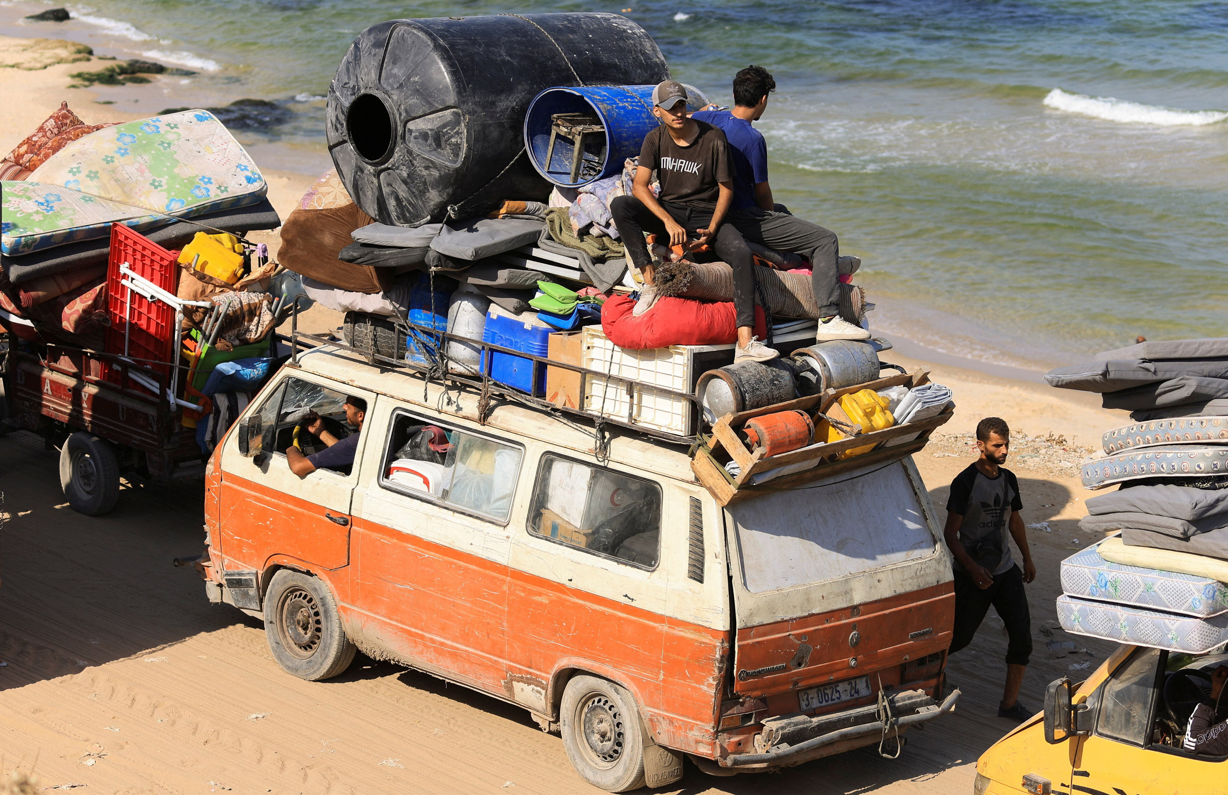 Trump plan sets Gaza economic zone without sovereignty