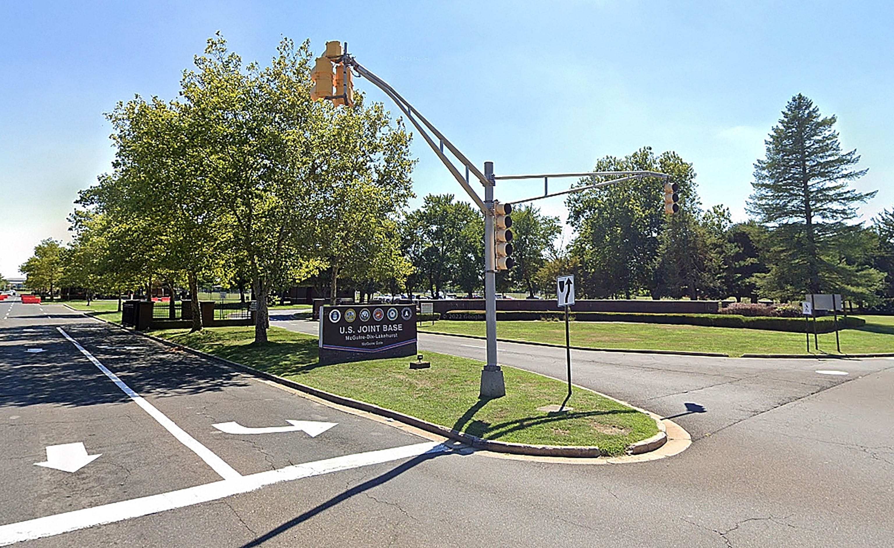 Civilian Navy employee charged with reporting false active shooter on ...