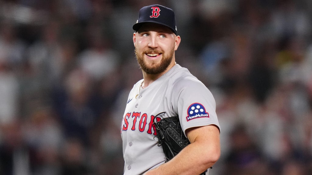 Garrett Crochet proved he's a big-game pitcher for Red Sox with Game 1 ...
