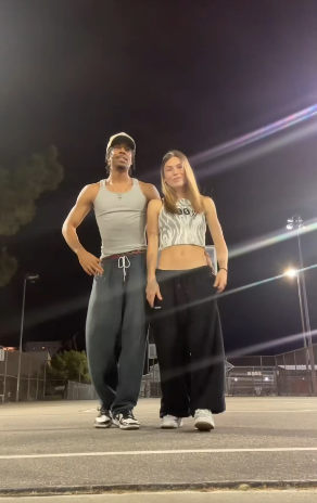 We Got a Spotlight While Dancing – Sara Dance Performance