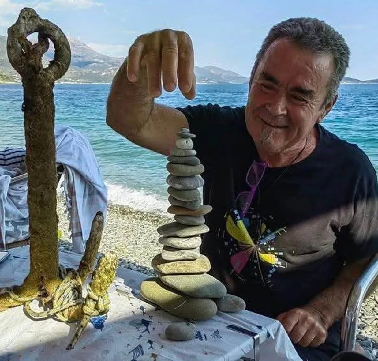 Πάτρα: Σήμερα η πολιτική κηδεία του δημοσιογράφου Ντίνου Βγενόπουλου