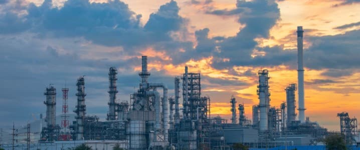Berkshire Hathaway in Talks to Buy Occidental's Chemicals Business