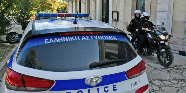 Σαντορίνη: Συνελήφθη 48χρονος που πουλούσε «πειρατικά» συνδρομητικά ...