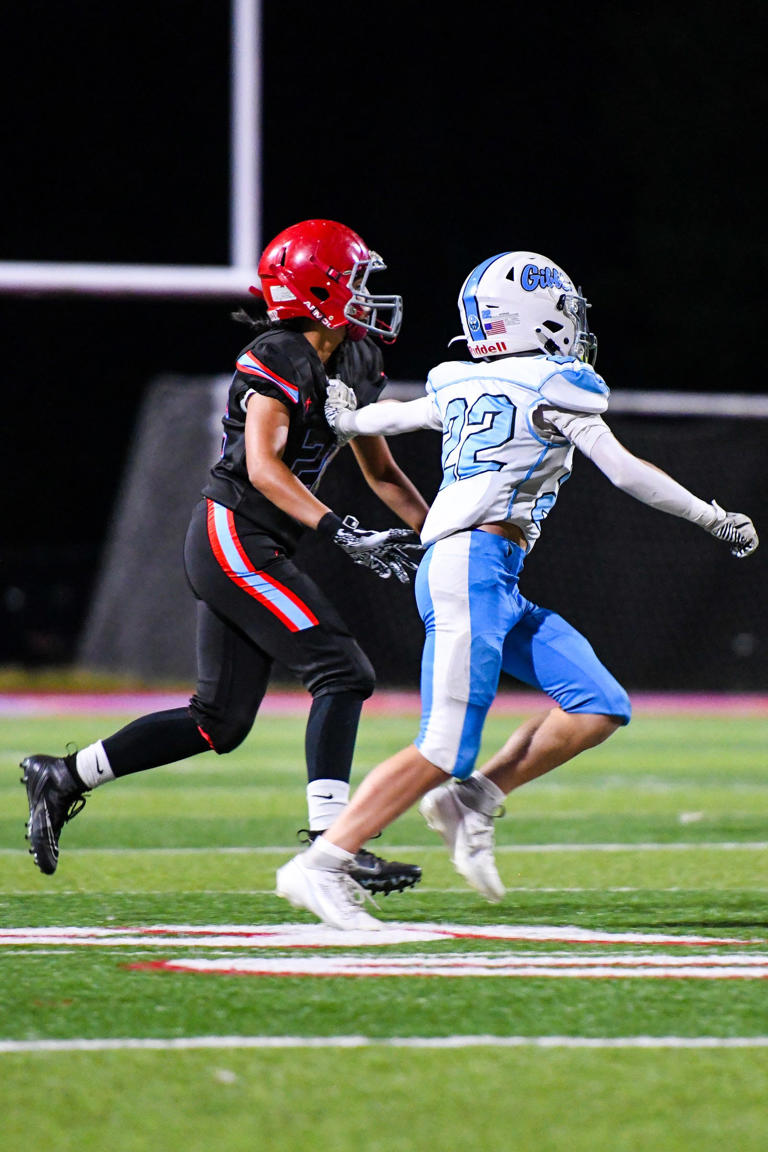 Holston Middle student is the only girl on the gridiron for Austin-East ...