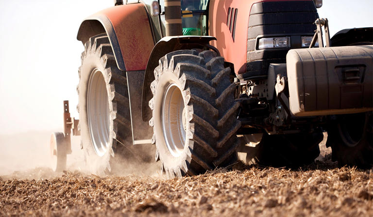 Man crushed to death after tractor’s handbrake failed