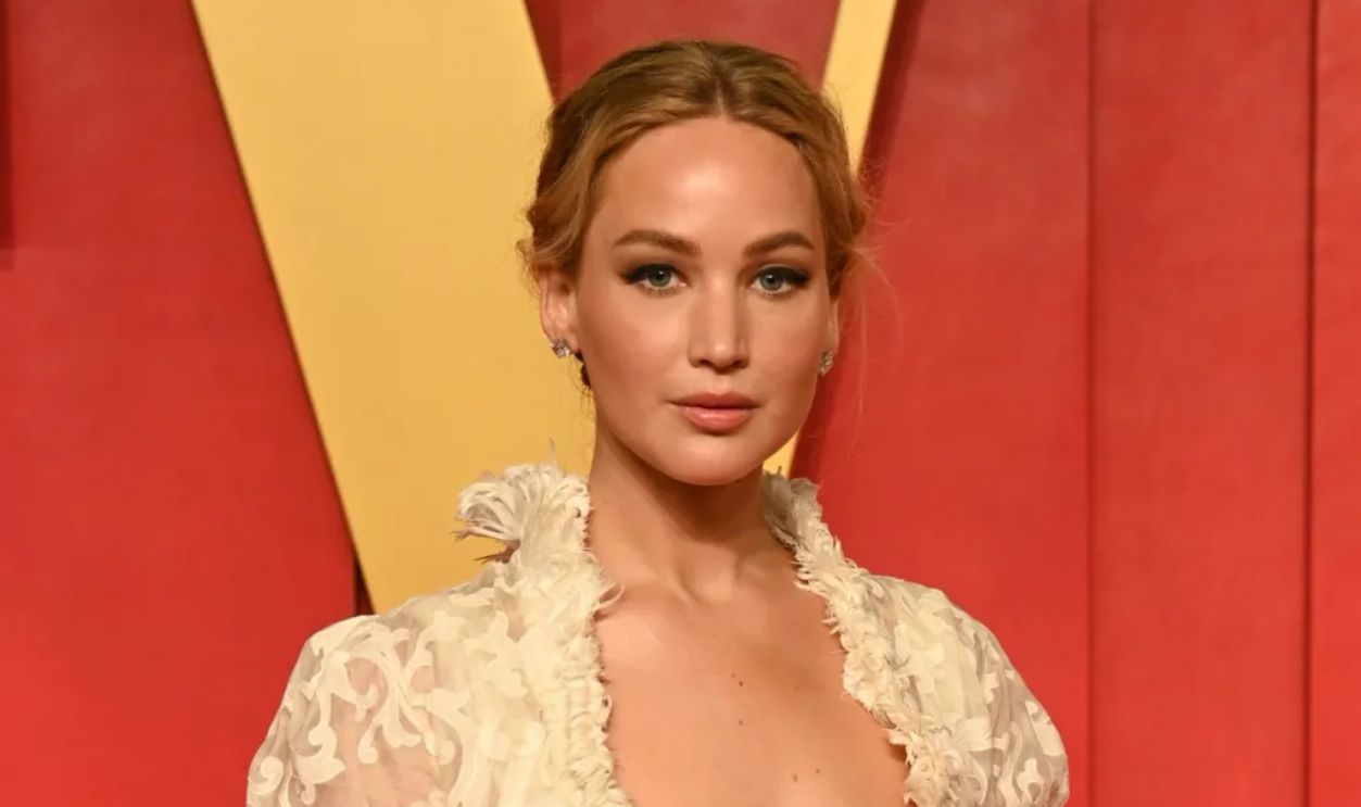 Famous Actors Who Were Normal People Before They Got Picked For ...