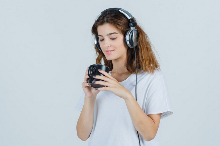 Sering Merinding Saat Mendengarkan Musik? Mungkin Anda Adalah Bagian ...