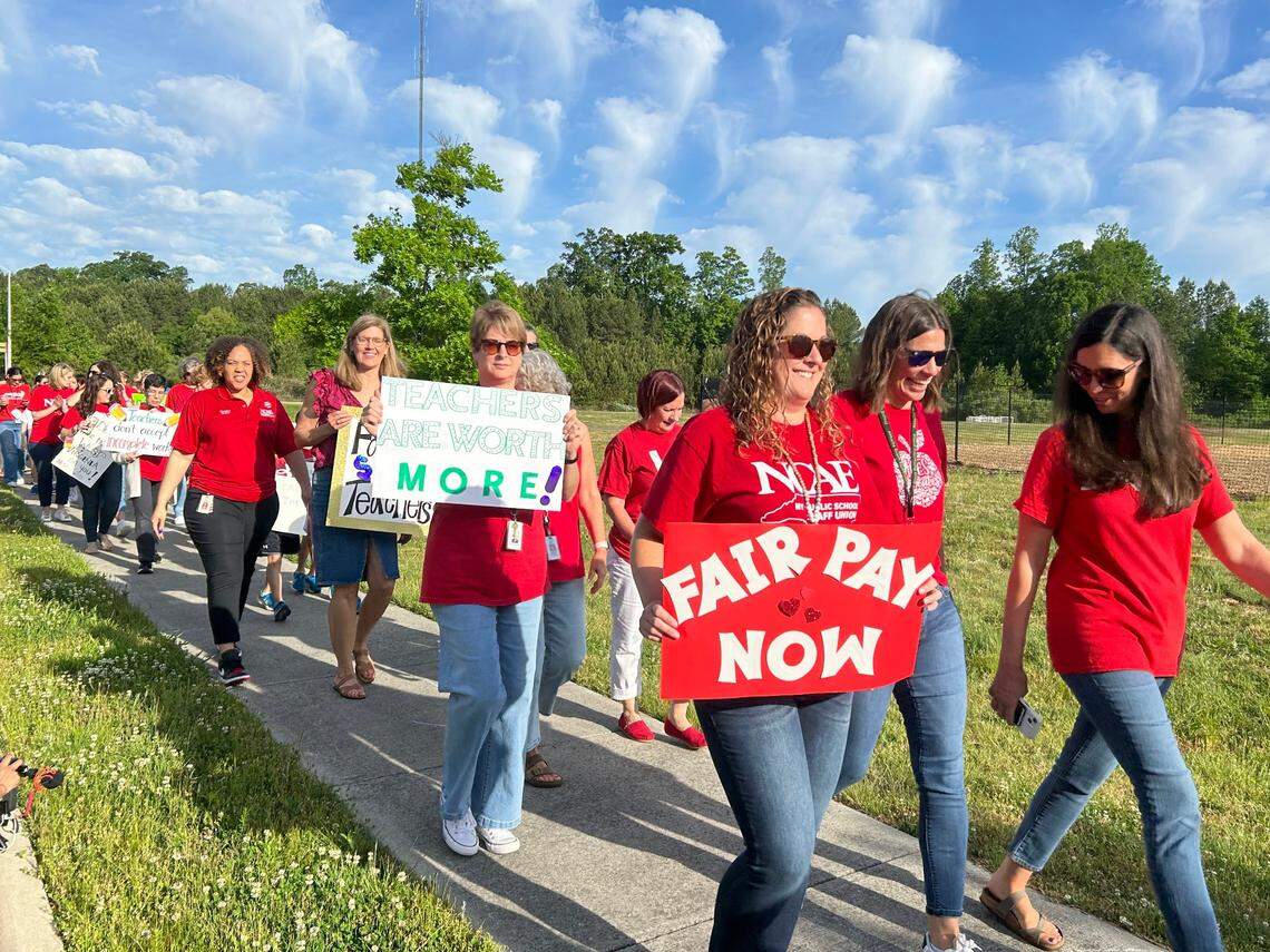 Why Wake County says it's OK for teachers to wear ‘red for ed' shirts ...