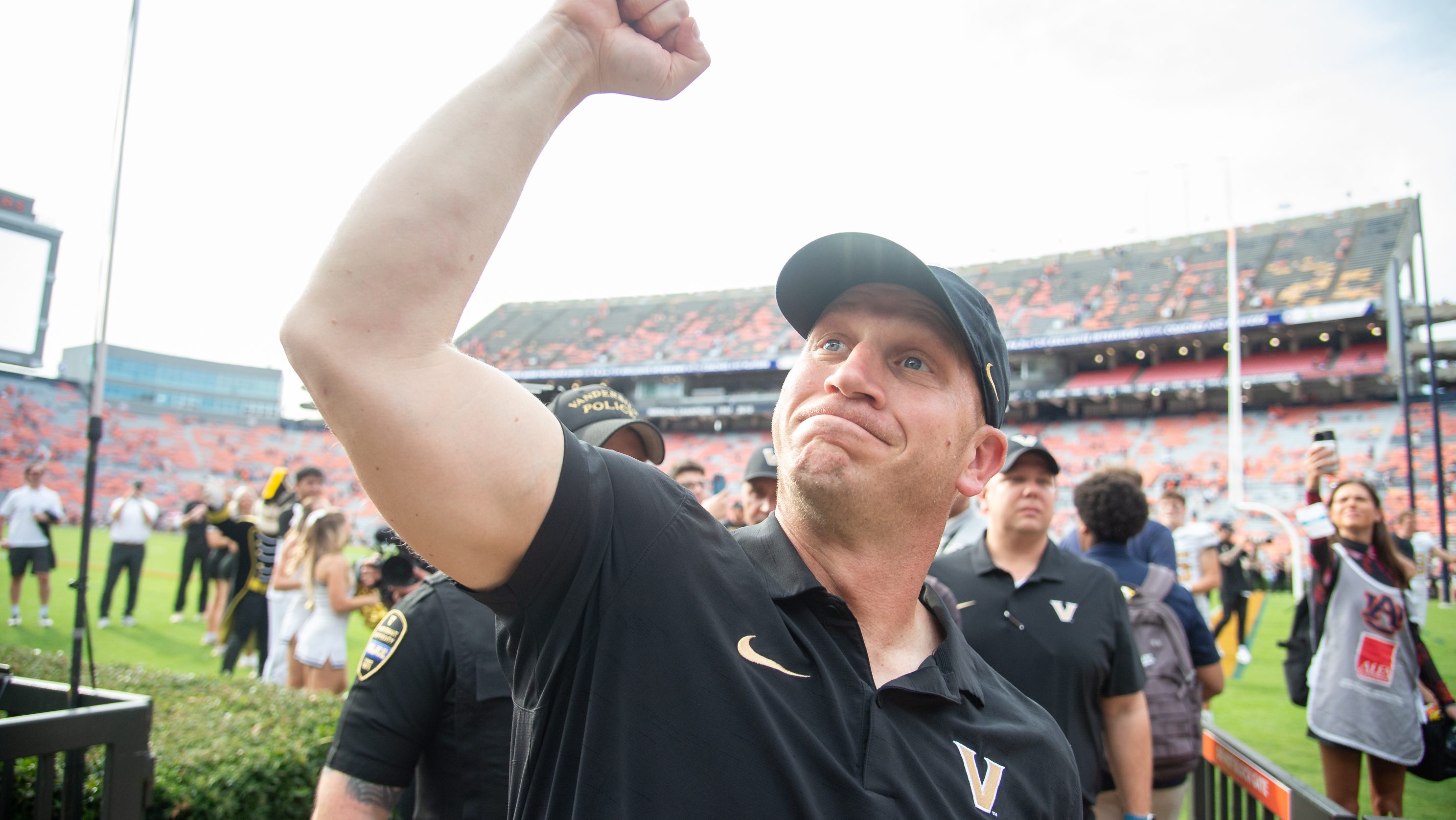 Vanderbilt’s Clark Lea Sends Message to Alabama