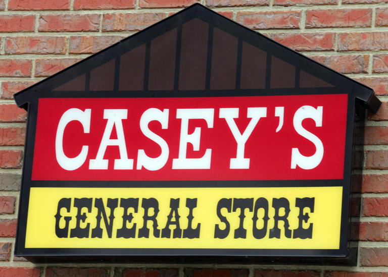 As Casey's earnings soar, chain announces plan for 120-store expansion