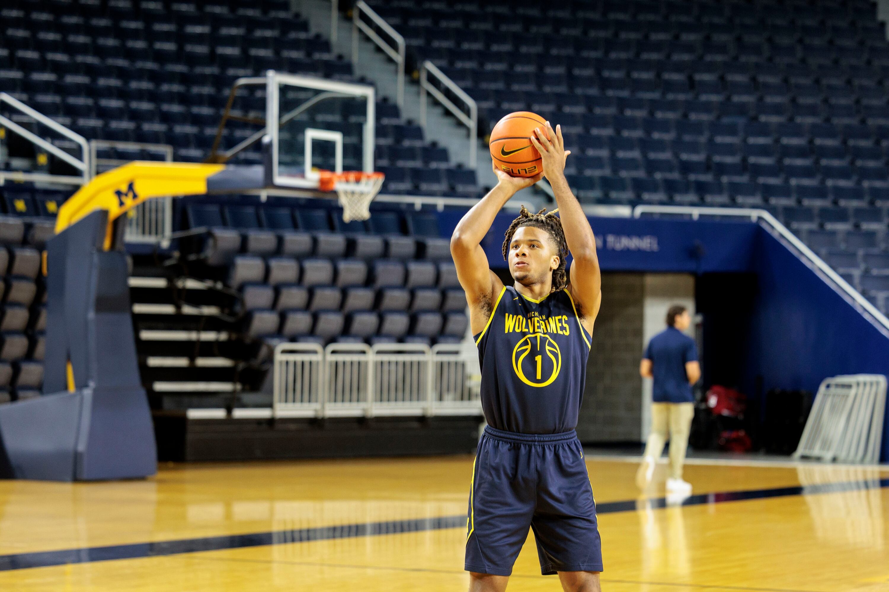 Video and observations from Michigan basketball practice