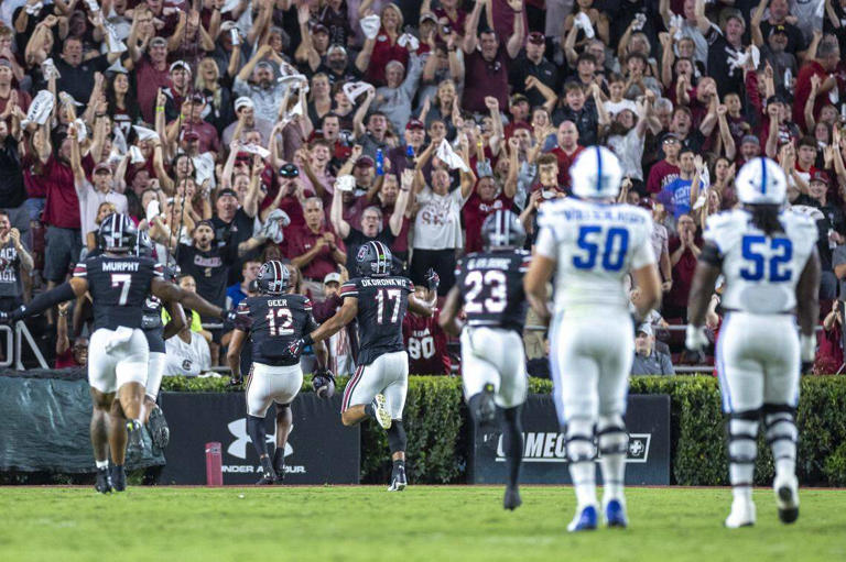 How Kentucky football and No. 12 Georgia match up - with a game prediction