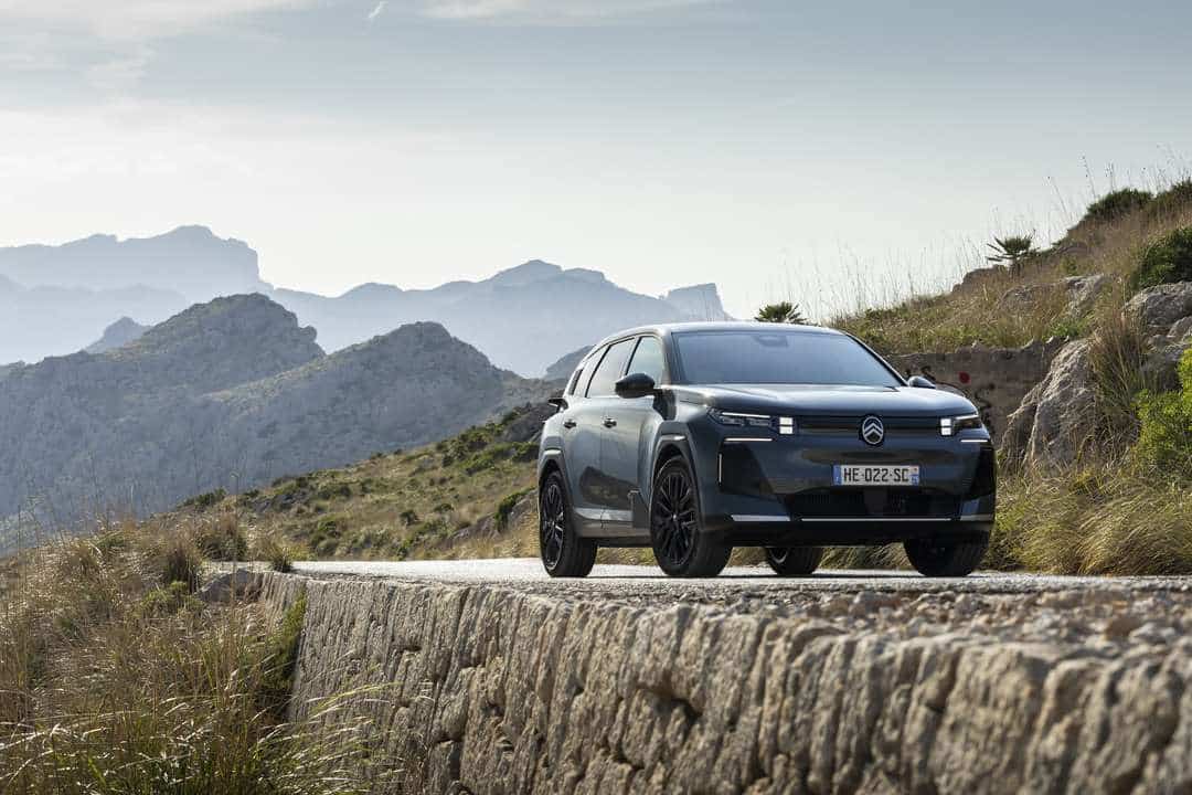 Citroën C5 Aircross 2025: test drive tra comfort ibrido e autonomia ...