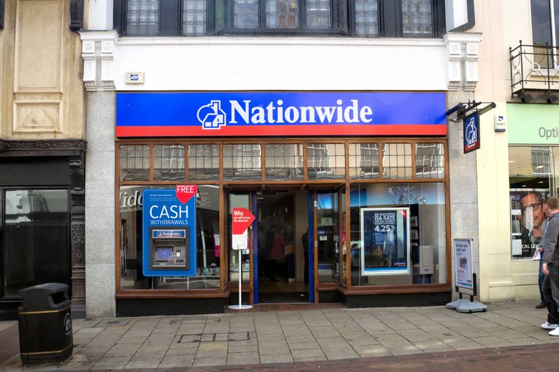 Nationwide issues 'one in four people' alert to customers