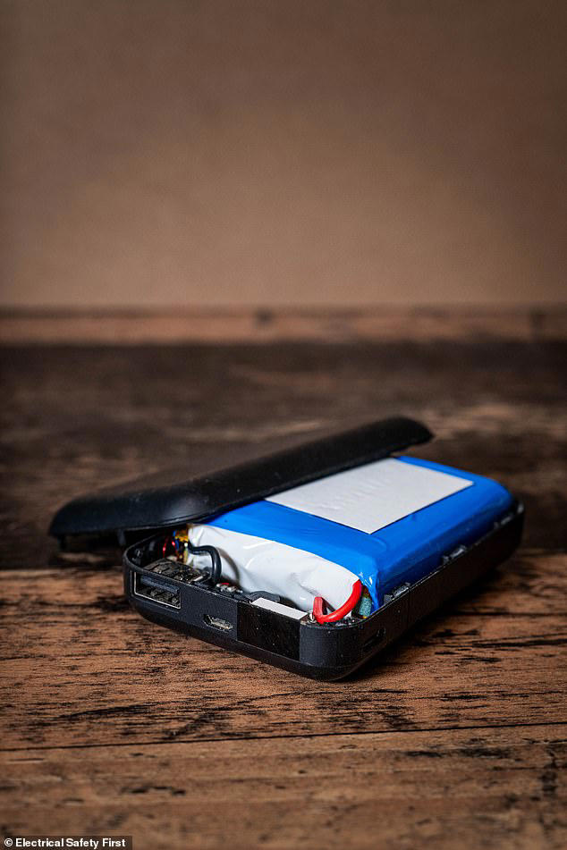 Travel expert reveals the signs that your power bank could be unsafe as ...
