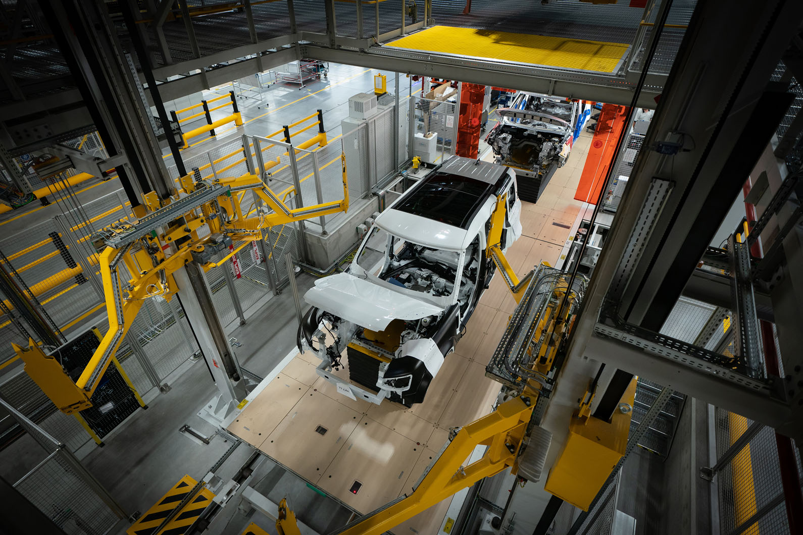 JLR prepares to build first cars since August "in coming days"