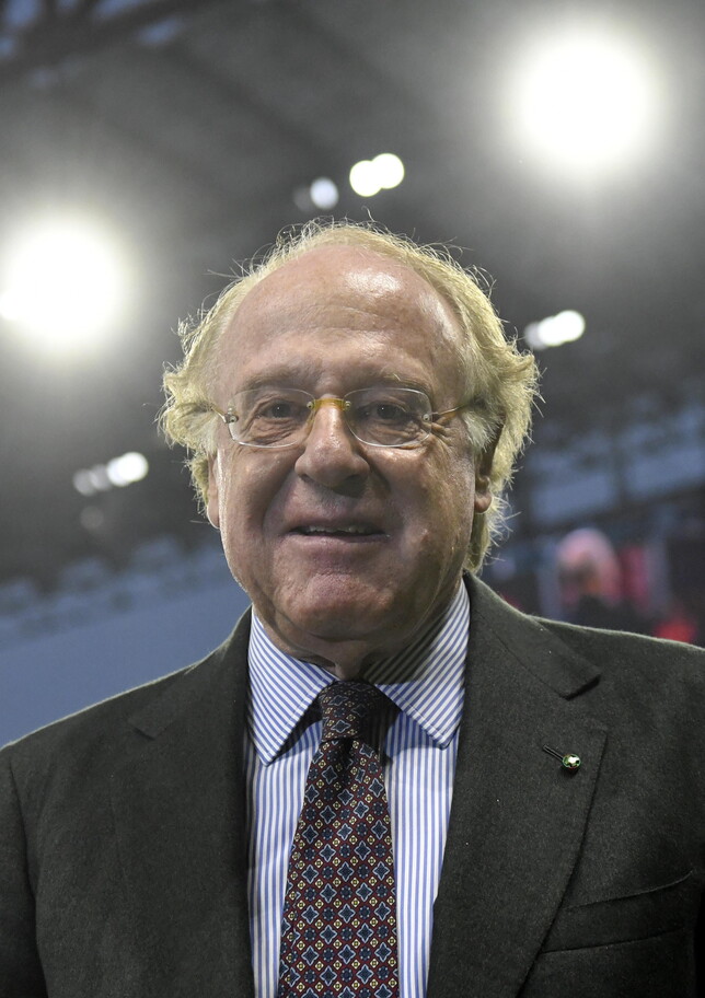 Milan, Scaroni parla chiaro: "San Siro? Non è tempo di 'palle al piede ...