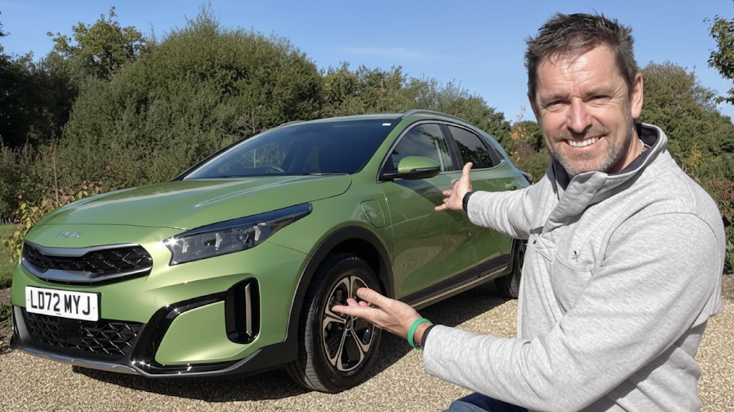 Kia XCeed PHEV – EV Range, Hybrid Drive and Road Test