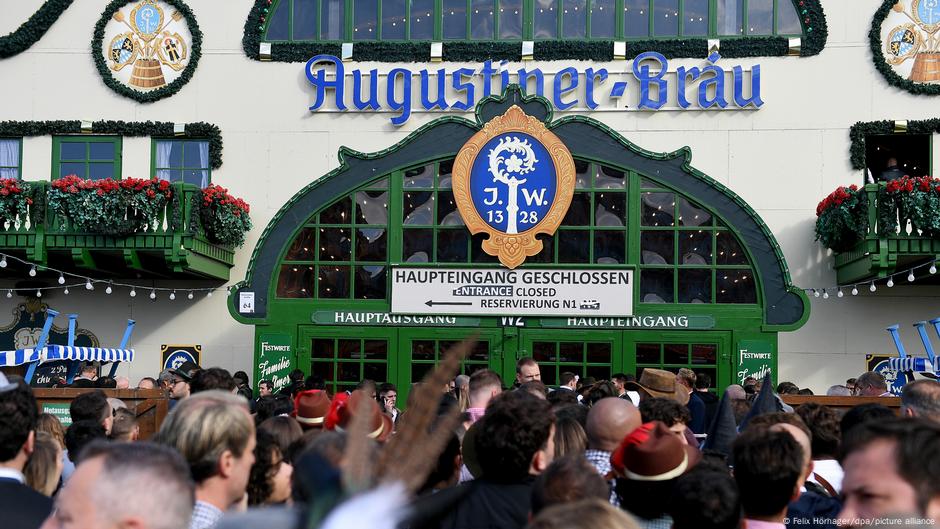 Polícia fecha temporariamente Oktoberfest após explosão em Munique