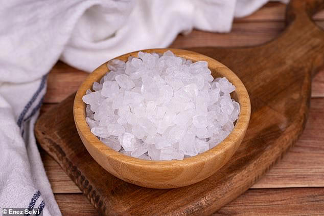 Brits are being told to put a bowl of SALT on their windowsills this ...