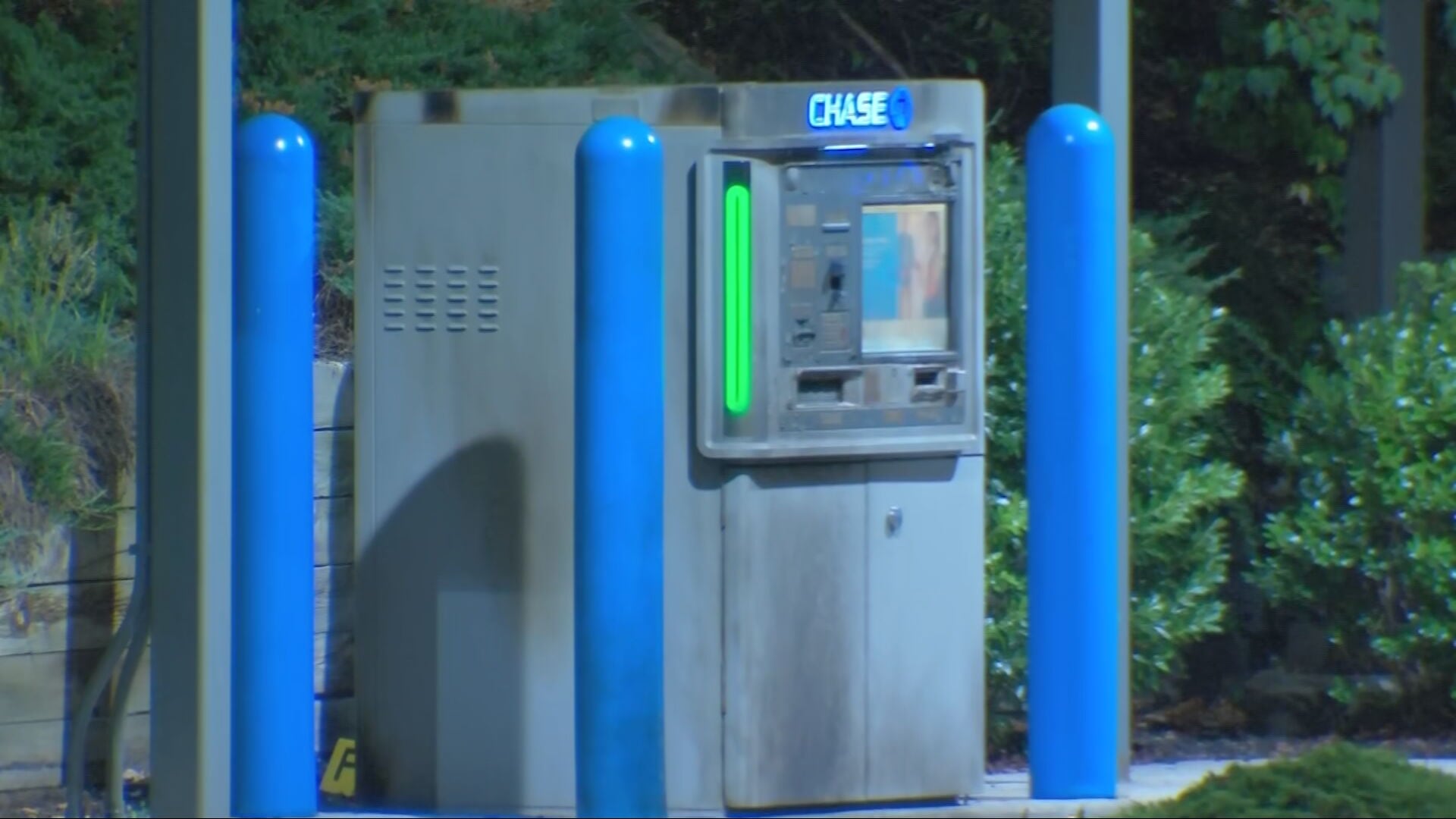 Man douses ATM with gasoline, lights it on fire in Ross Township