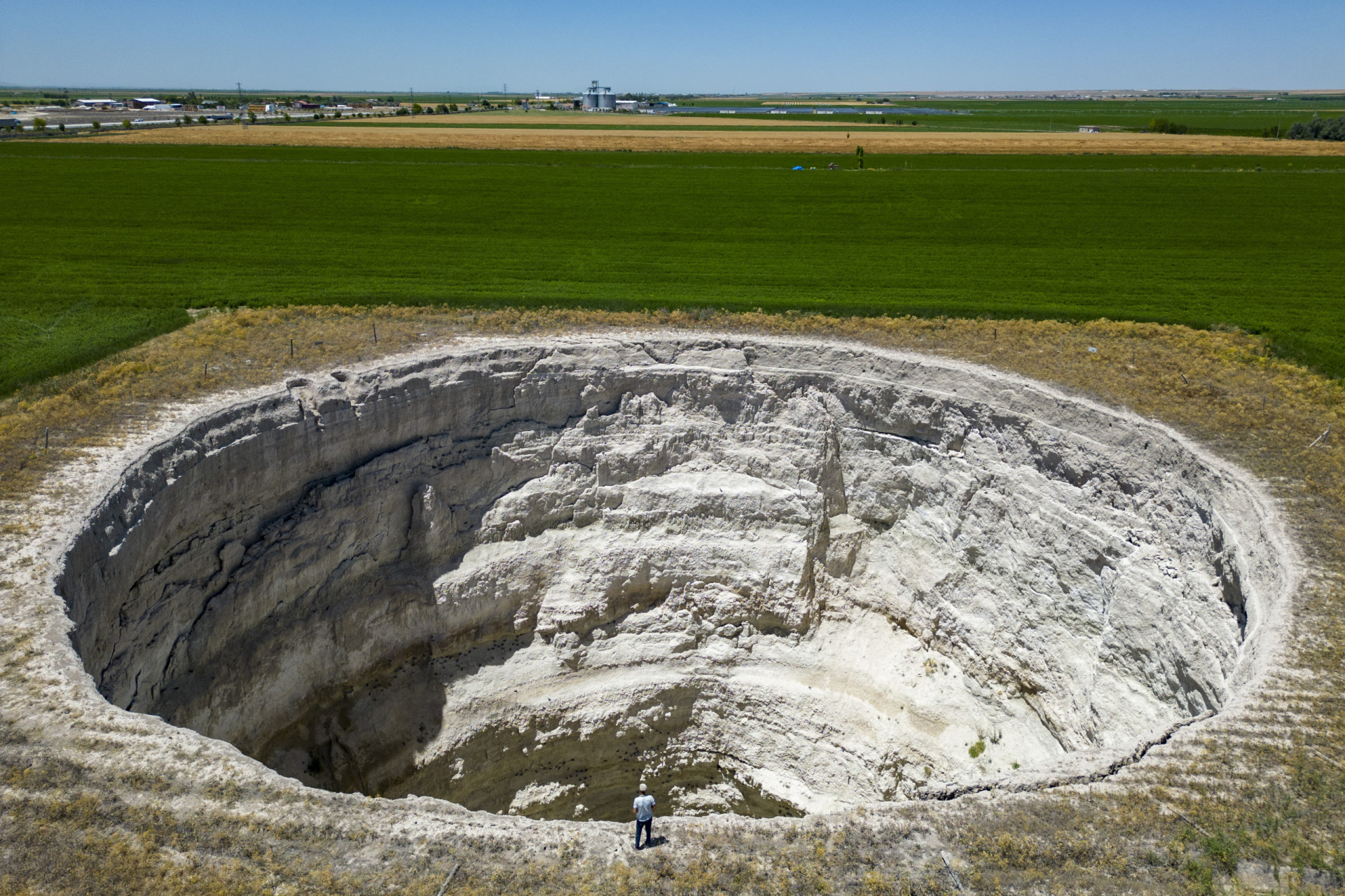 Catastrophes à venir : comprendre le phénomène des dolines