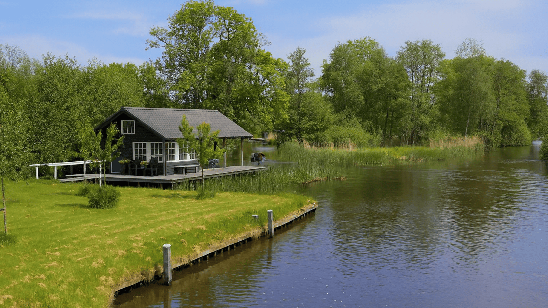 Visite à pied du village sur les canaux de Giethoorn, Pays-Bas (4K)