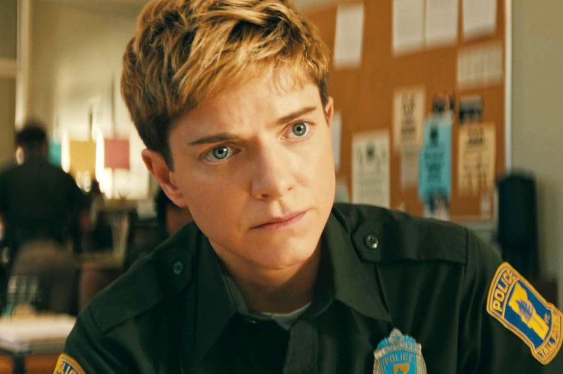 Wayward star Mae Martin's life from gender identity to surprising Royal ...