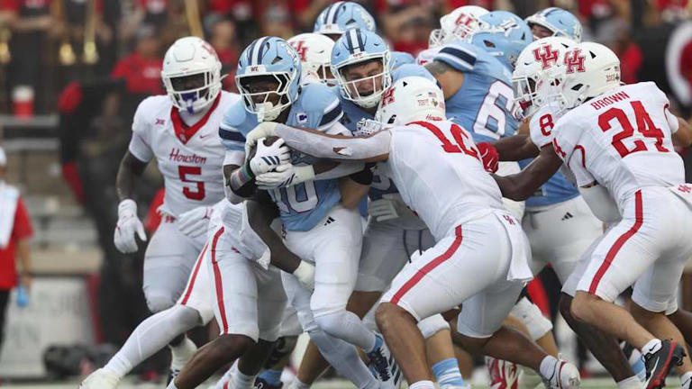 Houston LB Sione Fotu Earns Notable Honor After Win vs. Oregon State