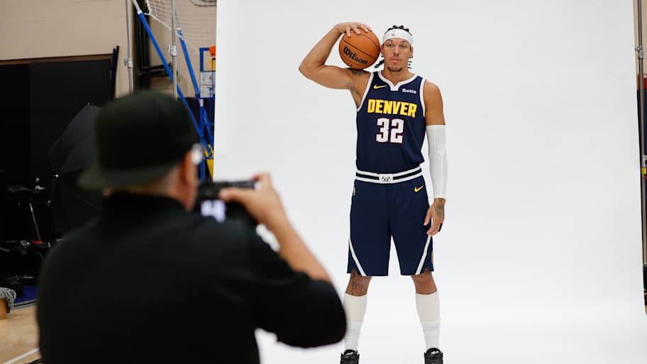 Nuggets' David Adelman Makes Unique Comparison for Aaron Gordon