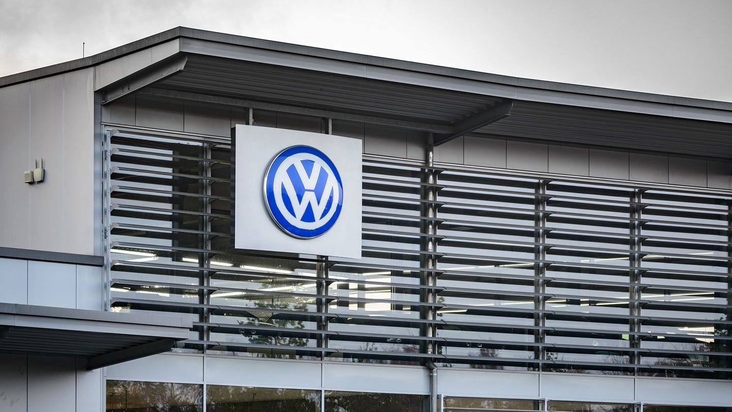 German court overturns Volkswagen settlement approval in diesel scandal ...