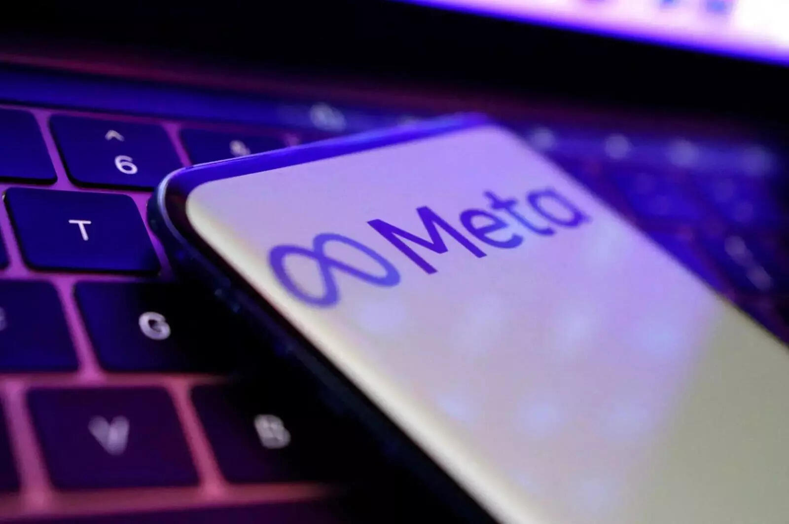 Meta defends ads model in €550 million data protection trial