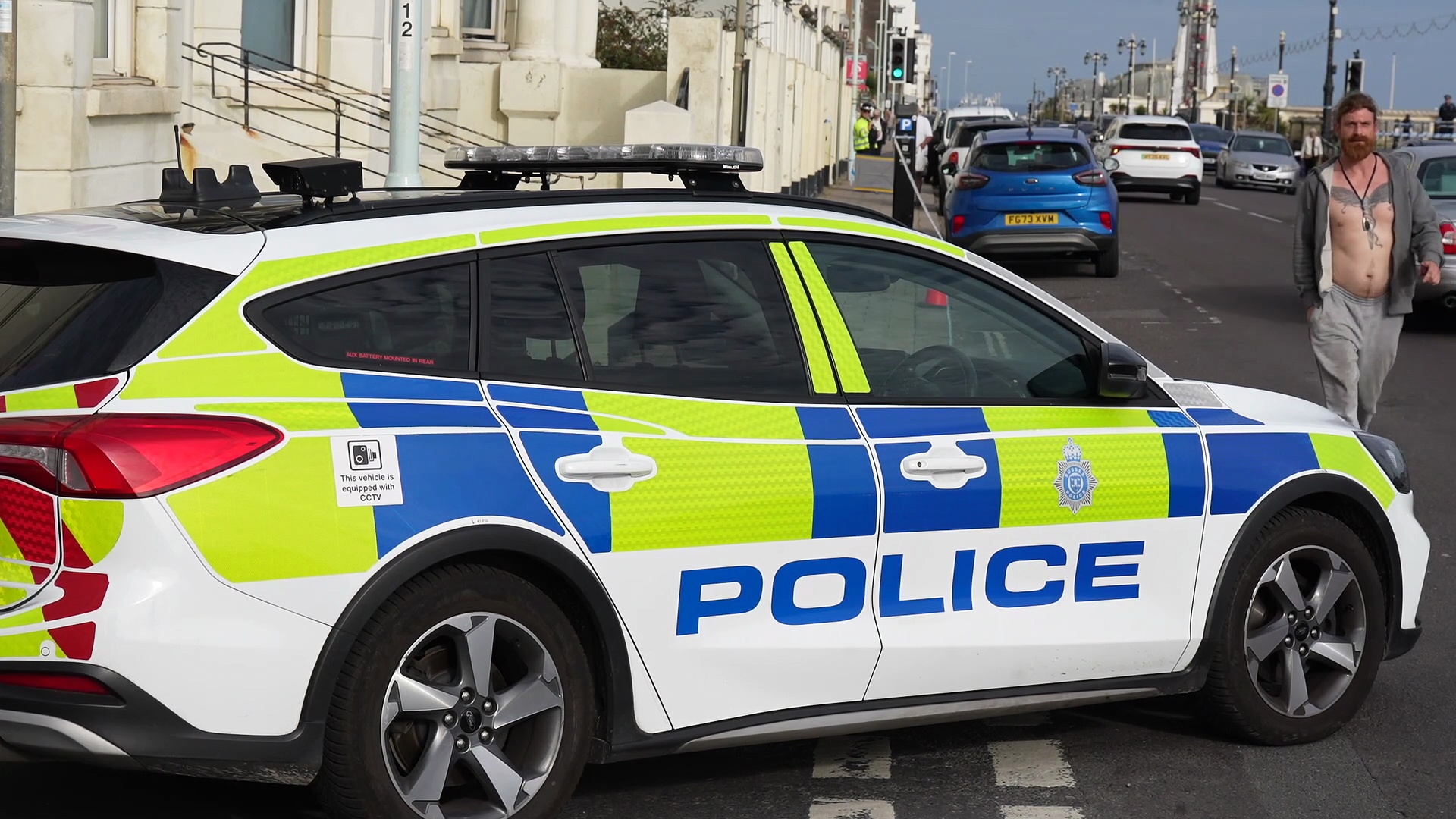 Watch as police respond to serious unfolding incident in Worthing