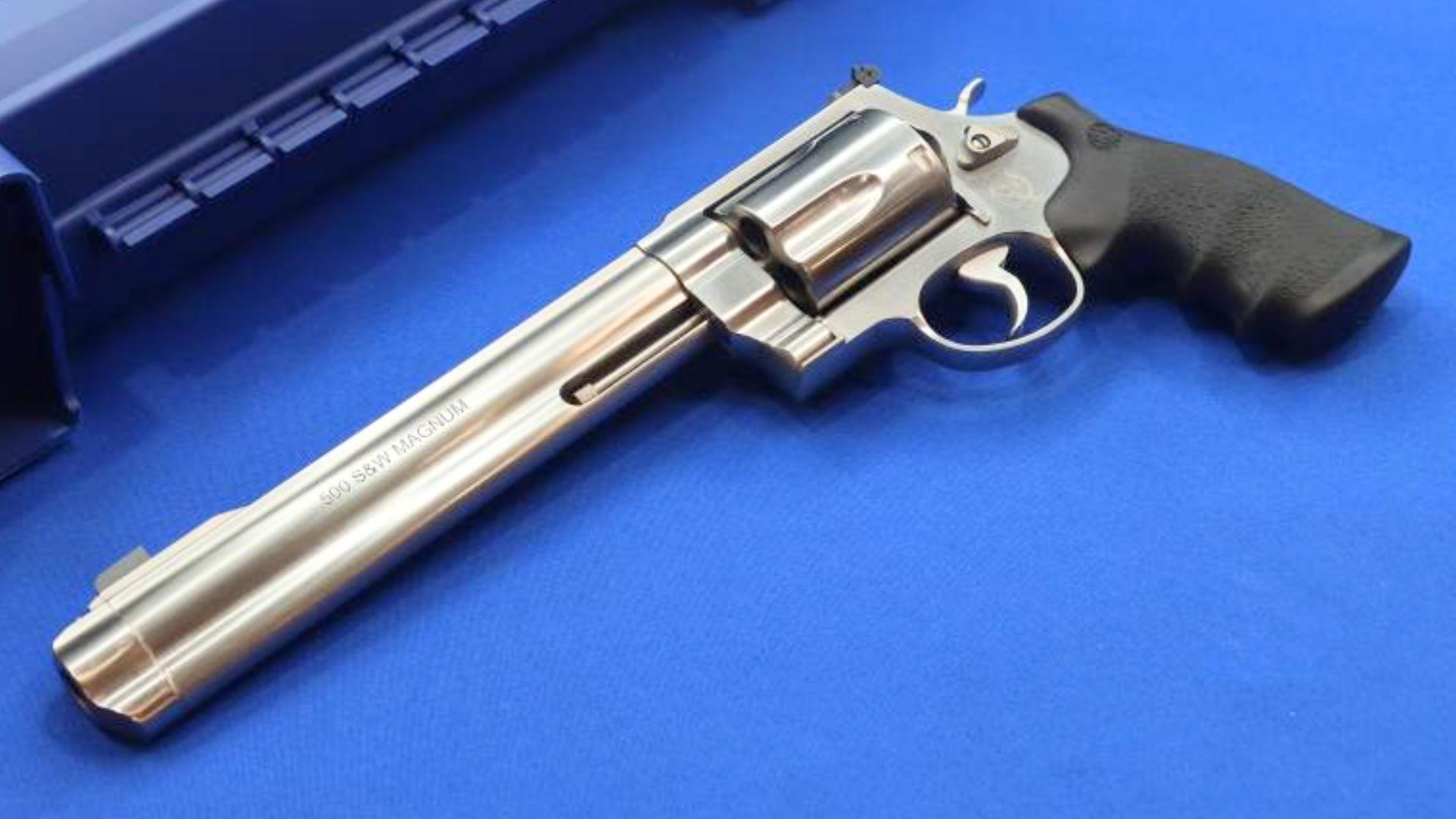 Pistols that are impossible to conceal